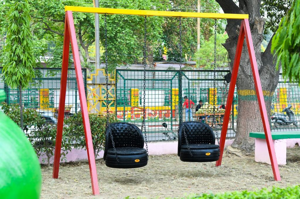 The Journey of a Recycled Tire – De'Dzines